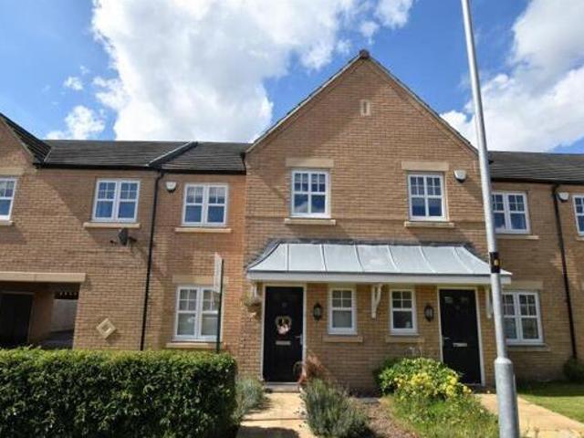 3 Bedroom Town House For Sale In Loughborough