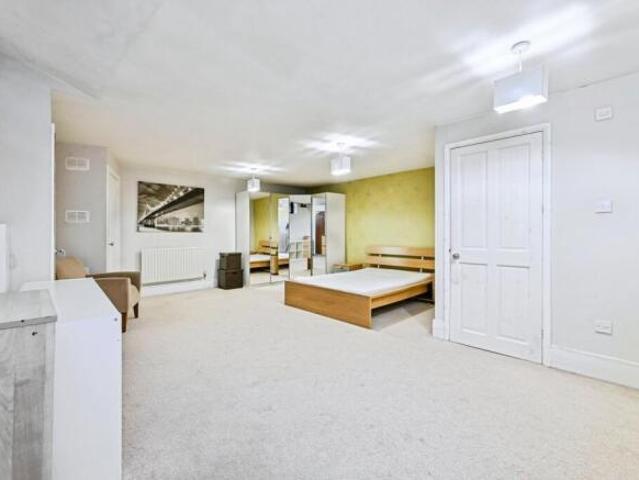 3 bedroom town house for sale in Lower Parliament Street, Nottingham, NG1