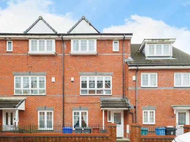 3 Bedroom Town House For Sale In Manchester, Greater Manchester