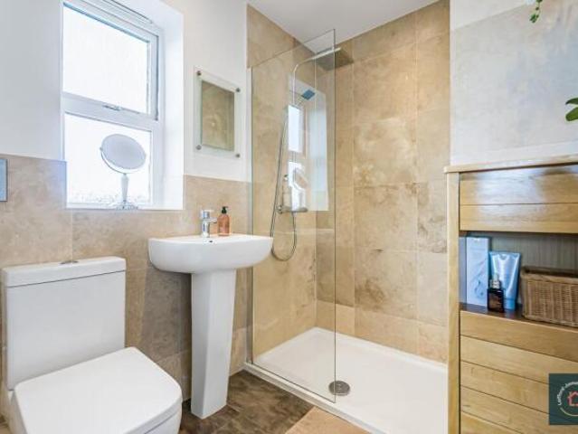 3 bedroom town house for sale in Mavoncliff Drive, Tattenhoe, MK4