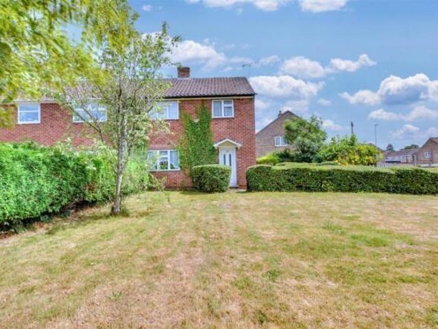 3 bedroom town house for sale in Moor Road, Bestwood, NG6