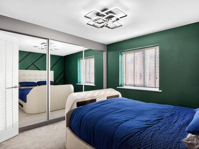 3 bedroom town house for sale in Oldham Road, Manchester, M40