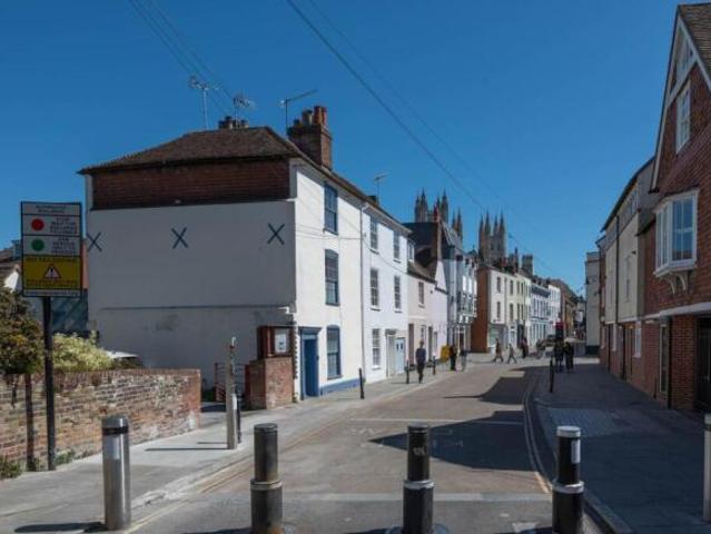 3 bedroom town house for sale in Orange Street, Canterbury, CT1
