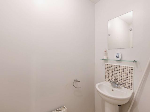 3 bedroom town house for sale in Regent Mews, York, YO26
