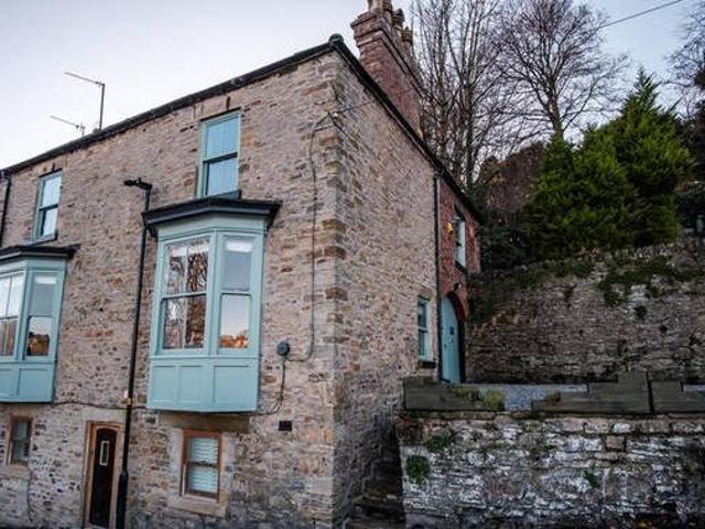 3 bedroom town house for sale in Riverside Road Richmond DL10