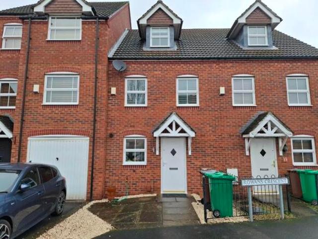 3 bedroom town house for sale in Rowans Crescent, Nottingham, Nottinghamshire, NG6