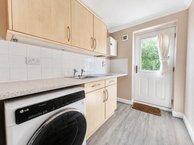 3 bedroom town house for sale in Scholars Walk, Slough, SL3