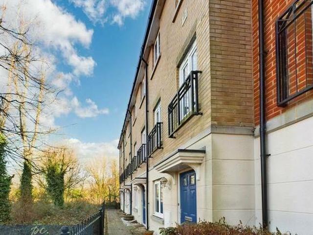 3 bedroom town house for sale in Sanville Gardens Stanstead Abbotts SG12