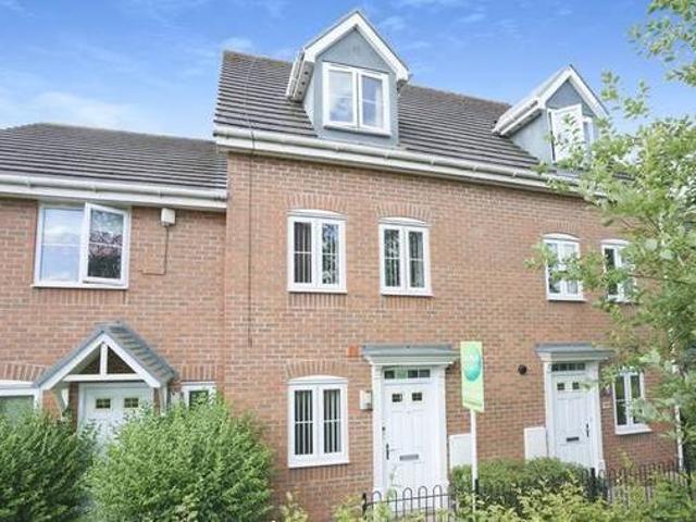 3 bedroom town house for sale in Saw Mill Way BurtonOnTrent DE14