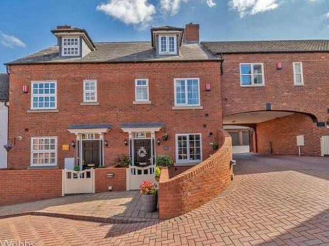 3 Bedroom Town House For Sale In Shareshill