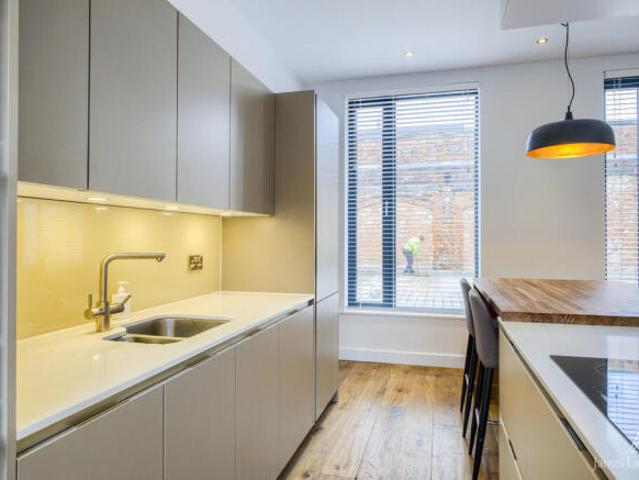 3 bedroom town house for sale in St. Pauls Court, 23a St. Pauls Square, Jewellery Quarter, B3