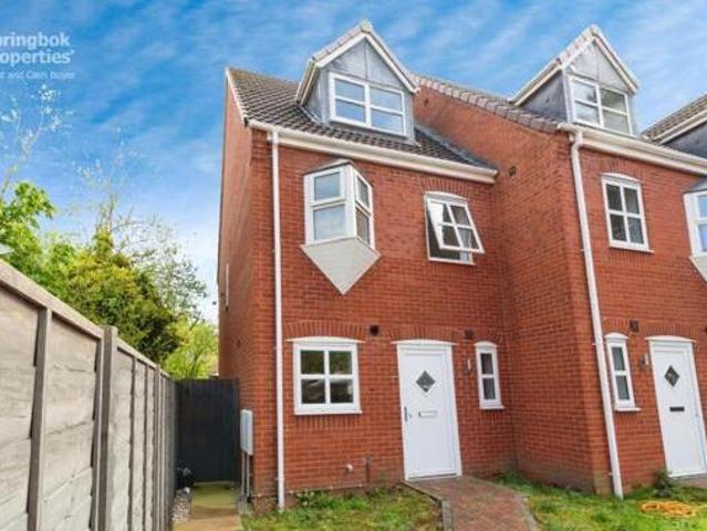3 Bedroom Town House For Sale In Stafford