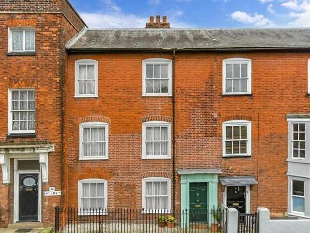 3 Bedroom Town House For Sale In Strood, Rochester