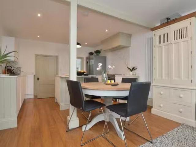 3 bedroom town house for sale in Suffolk Parade, Cheltenham, G.