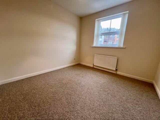 3 bedroom town house for rent in Trinity Courtyard, St Peters Basin, Newcastle Upon Tyne, NE6
