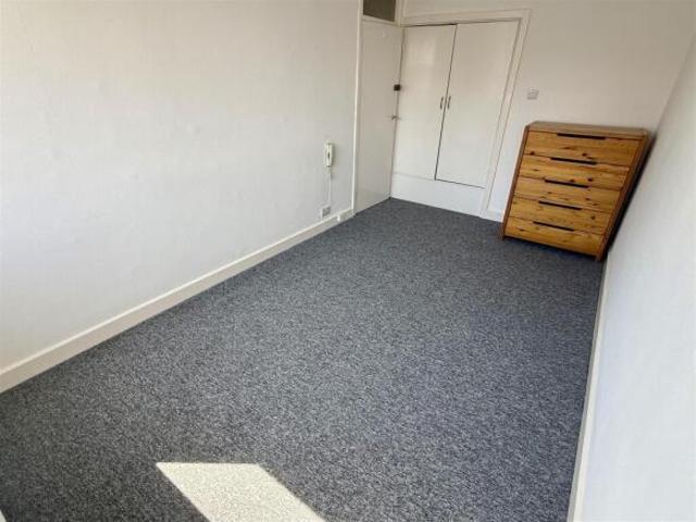 3 bedroom town house for rent in Vernon Close, Leamington Spa, CV32