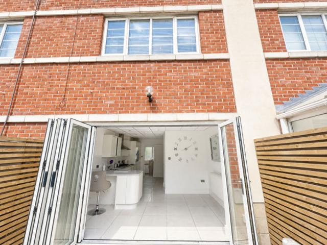 3 bedroom town house for rent in Wills Mews, Newcastle Upon Tyne, NE7