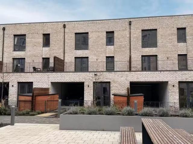 3 bedroom town house for rent in Atkinson Grove, Brabazon, Pat.