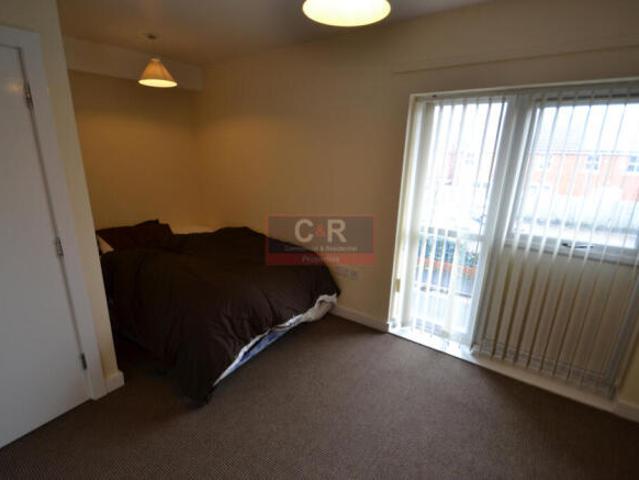 3 bedroom town house for rent in Boston Street, Hulme, Manchester. M15 5AY, M15