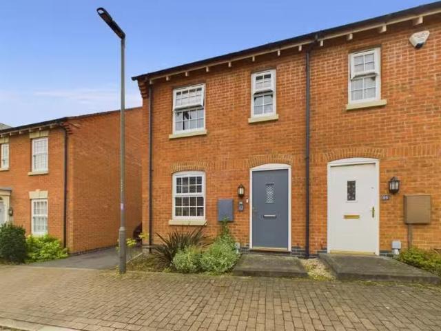 3 bedroom town house for rent in Carr Brook Way, Melbourne, DE.