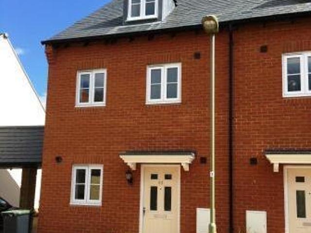 3 Bedroom Town House For Rent In Eynsham