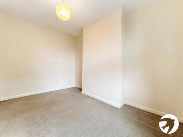 3 bedroom town house for rent in Hardy Street, Maidstone, Kent, ME14