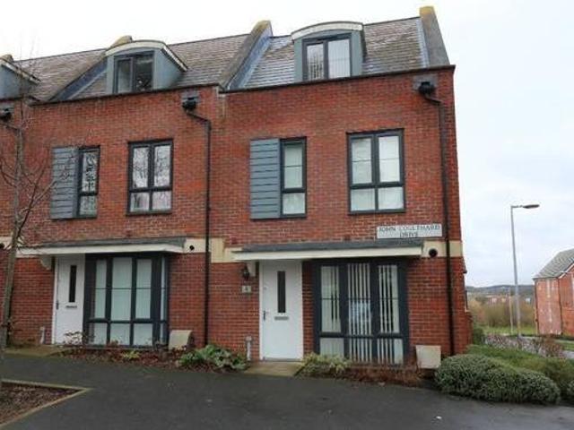 3 bedroom town house for rent in John Coulthard Drive Repton Park Ashford TN23
