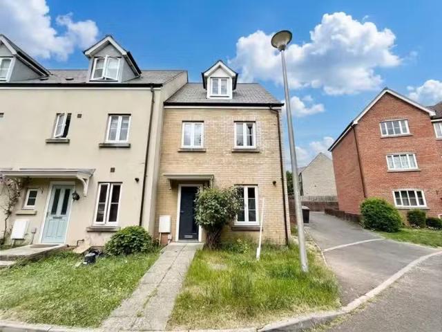 3 bedroom town house for rent in Long Ashton, Fishers Mead, BS41