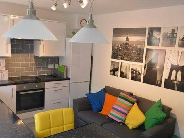 3 bedroom town house for rent in Moran Road Knutton ST5