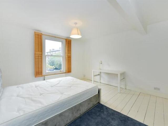 3 bedroom town house for rent in Narrow Street, London, E14