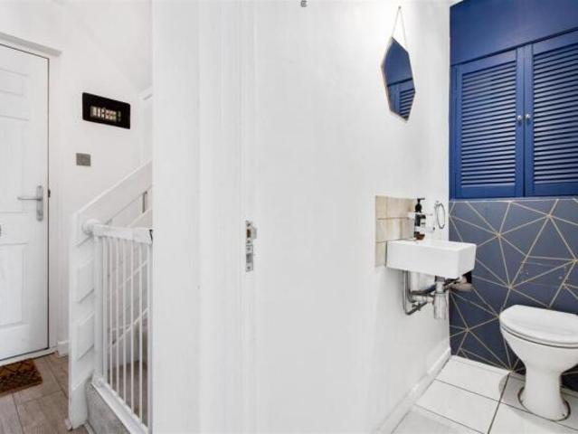 3 bedroom town house for rent in North Road, London, SW19
