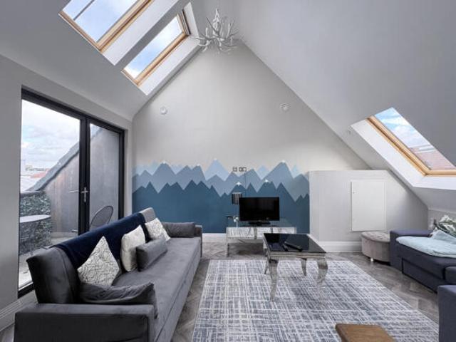 3 bedroom town house for rent in Northwood Street, Birmingham, B3 1, B3
