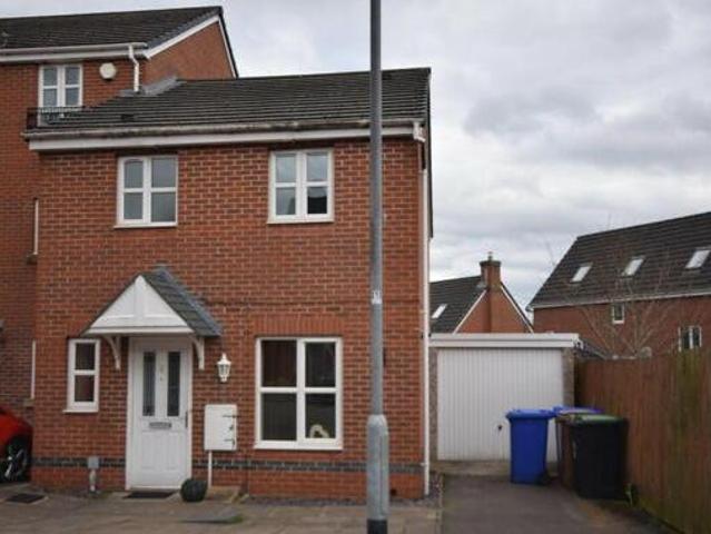 3 Bedroom Town House For Rent In Norton Heights
