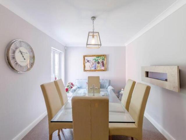 3 bedroom town house for rent in Osborne Heights, Brentwood, Essex, CM14
