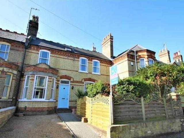 3 bedroom town house for rent in Rous Road Newmarket CB8