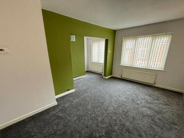 3 Bedroom Town House For Rent In Sheffield