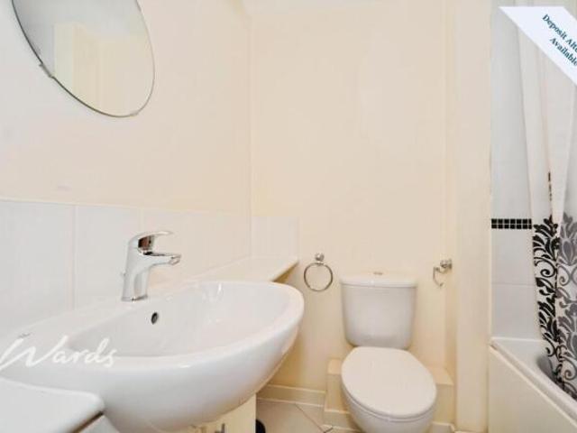 3 bedroom town house for rent in Sherwood Avenue Aylesford ME20