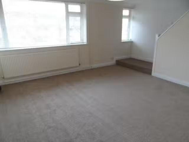 3 bedroom town house for rent in St Fabians Drive, Chelmsford.