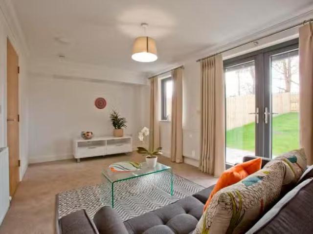 3 bedroom town house for rent in Stoneywood Brae, Aberdeen, Ab.