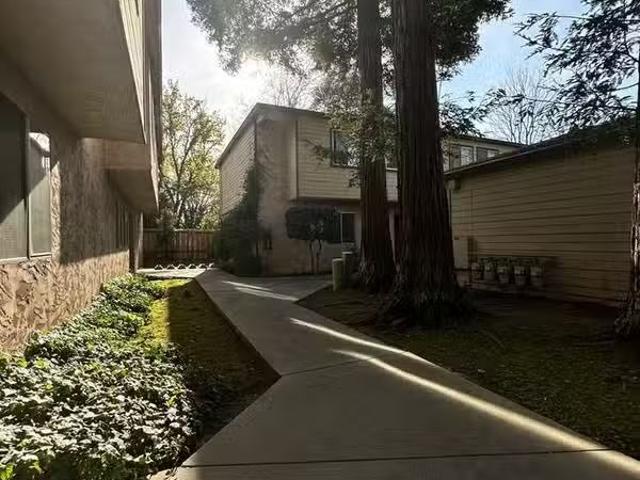 3 Bedroom Townhouse AMG Townhomes