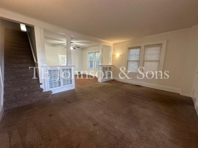 3 Bedroom Townhouse Close to Baptist Hospital & Downtown Winston!