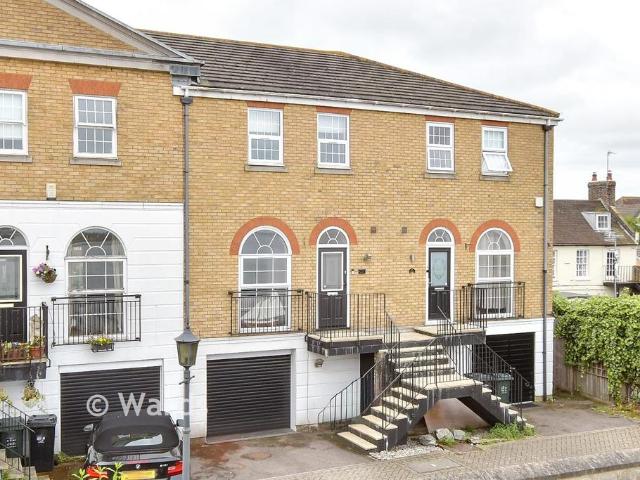 3 bedroom townhouse for sale