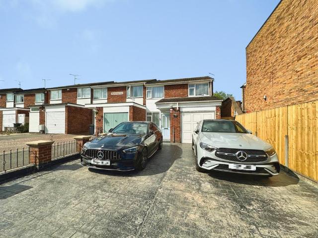 3 bedroom townhouse for sale