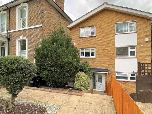 3 bedroom townhouse for sale