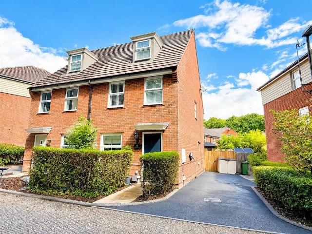 3 bedroom townhouse for sale