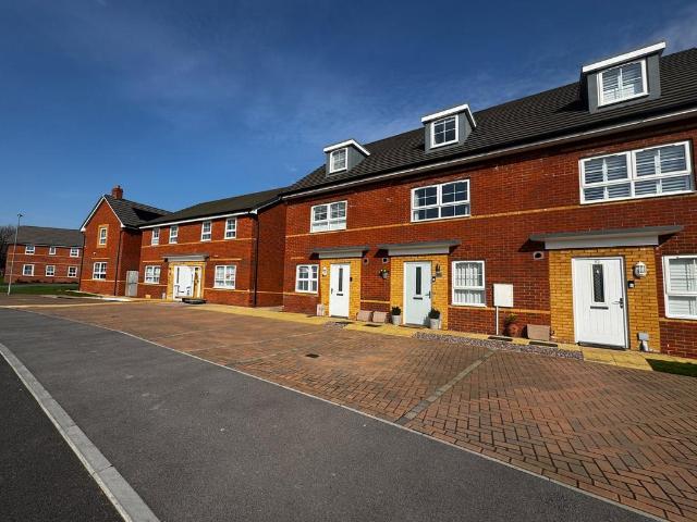 4 bedroom townhouse for sale