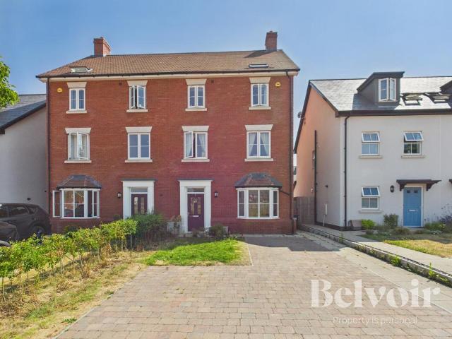 4 bedroom townhouse for sale