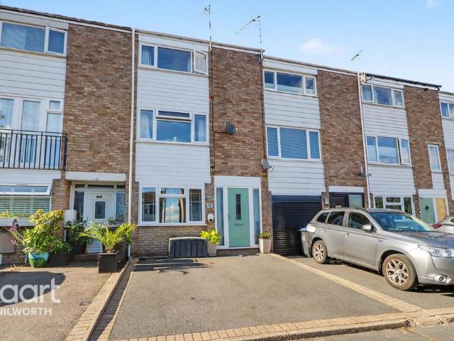 3 bedroom townhouse for sale