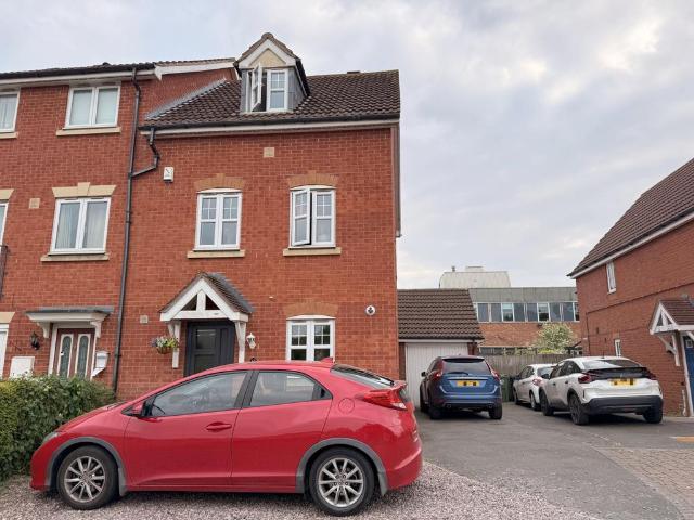 3 bedroom townhouse for sale