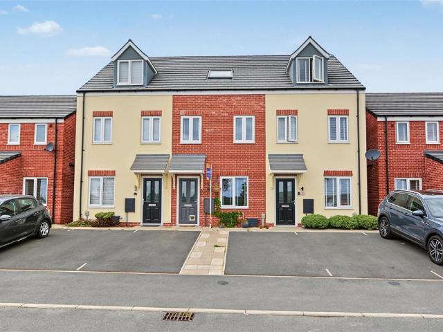 3 bedroom townhouse for sale